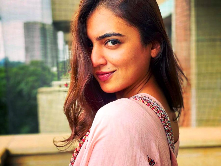 Nazriya-Nazim-_-pic-courtesy-@nazriyafahadh-_-wallpaper-900×675 ...