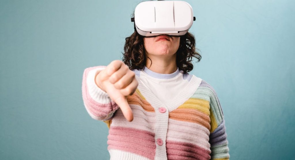 Metaverse Failed: Zuckerberg’s Biggest Mistake Explained | YTVIEWS.IN